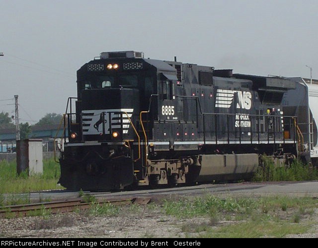 NS 8885